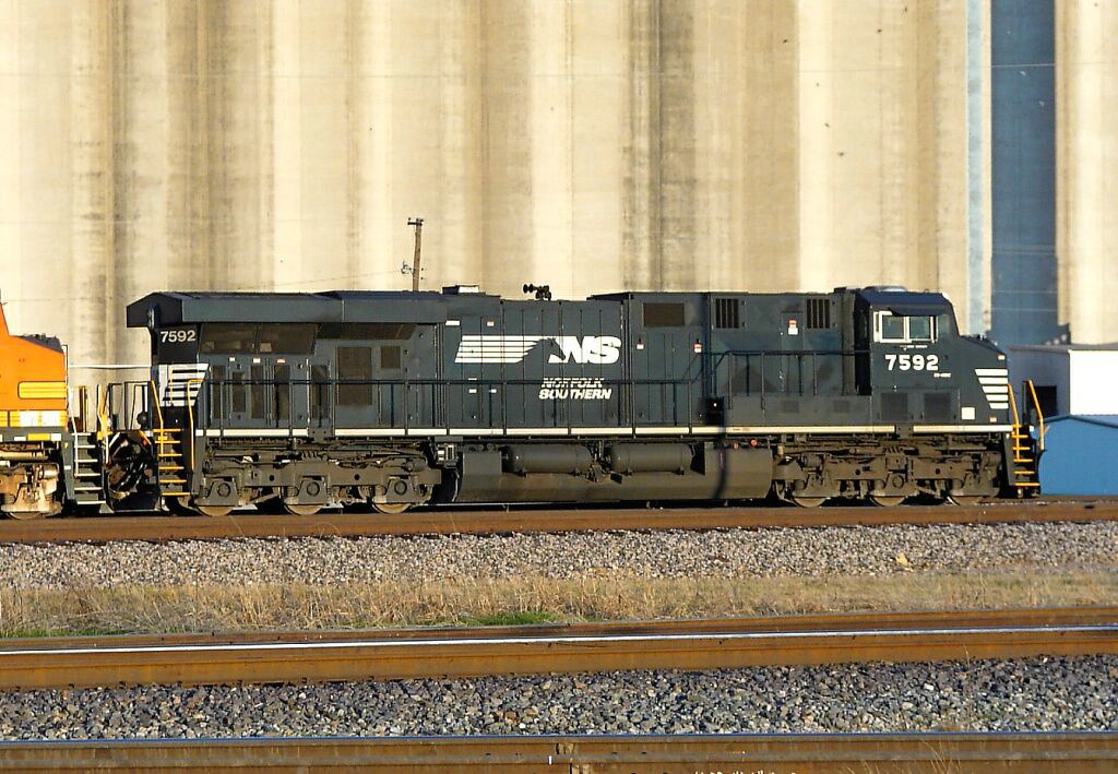 NS 7592